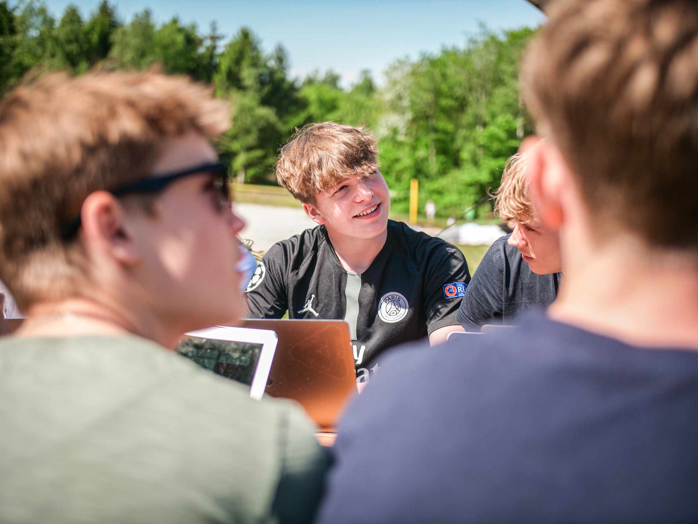 Bliv elev | Hjemly Idrætsefterskole